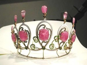 Silver Crown | Shop Royal Diamond Silver Crown Jewel | costozon